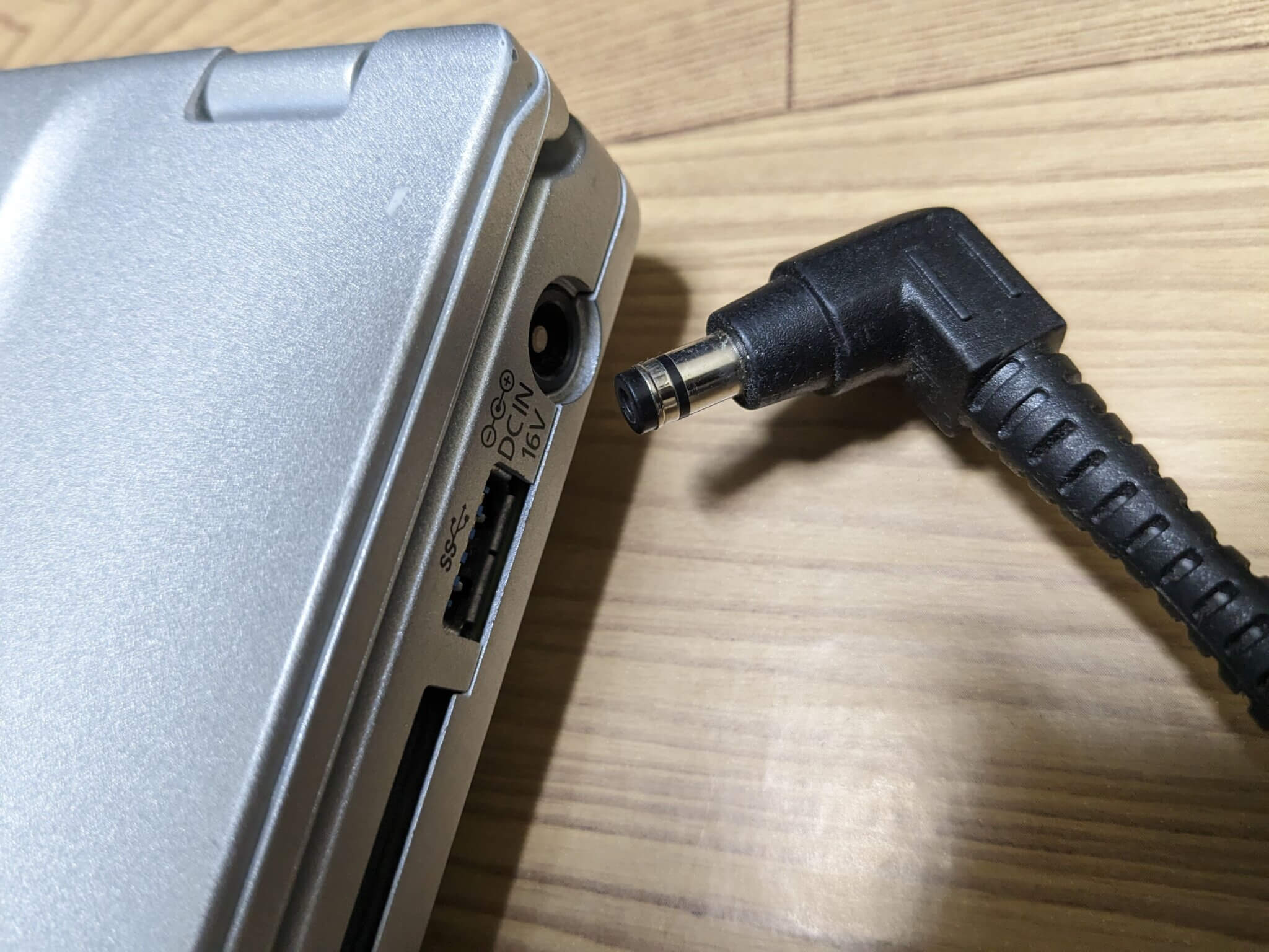 レッツノートcf Sz6はいまでも現役で使えるのか検証 趣味研究室