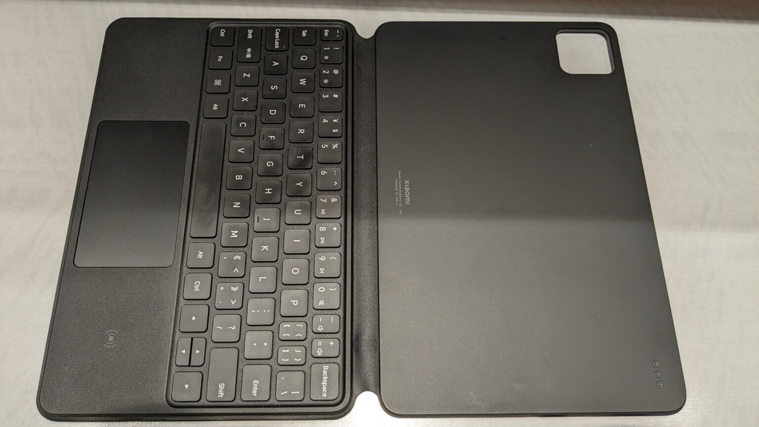 【レビュー】Xiomi pad6 タッチパッド付きキーボード | 趣味研究室